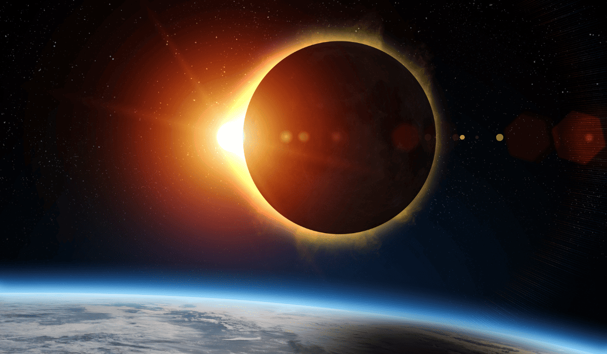 Is the Solar Eclipse a Bright Opportunity for Retail?