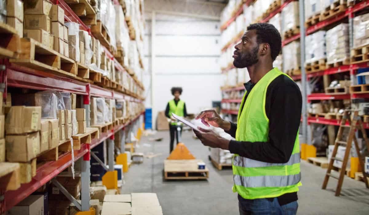 How Might Real-Time Stock Visibility Impact Retailers’ In-Store Traffic?